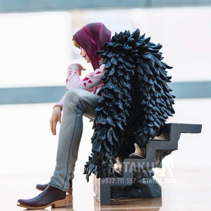 Bạn Muốn Mô Hình Figure Corazon và Law - One Piece Giao Hàng Tận Nơi?